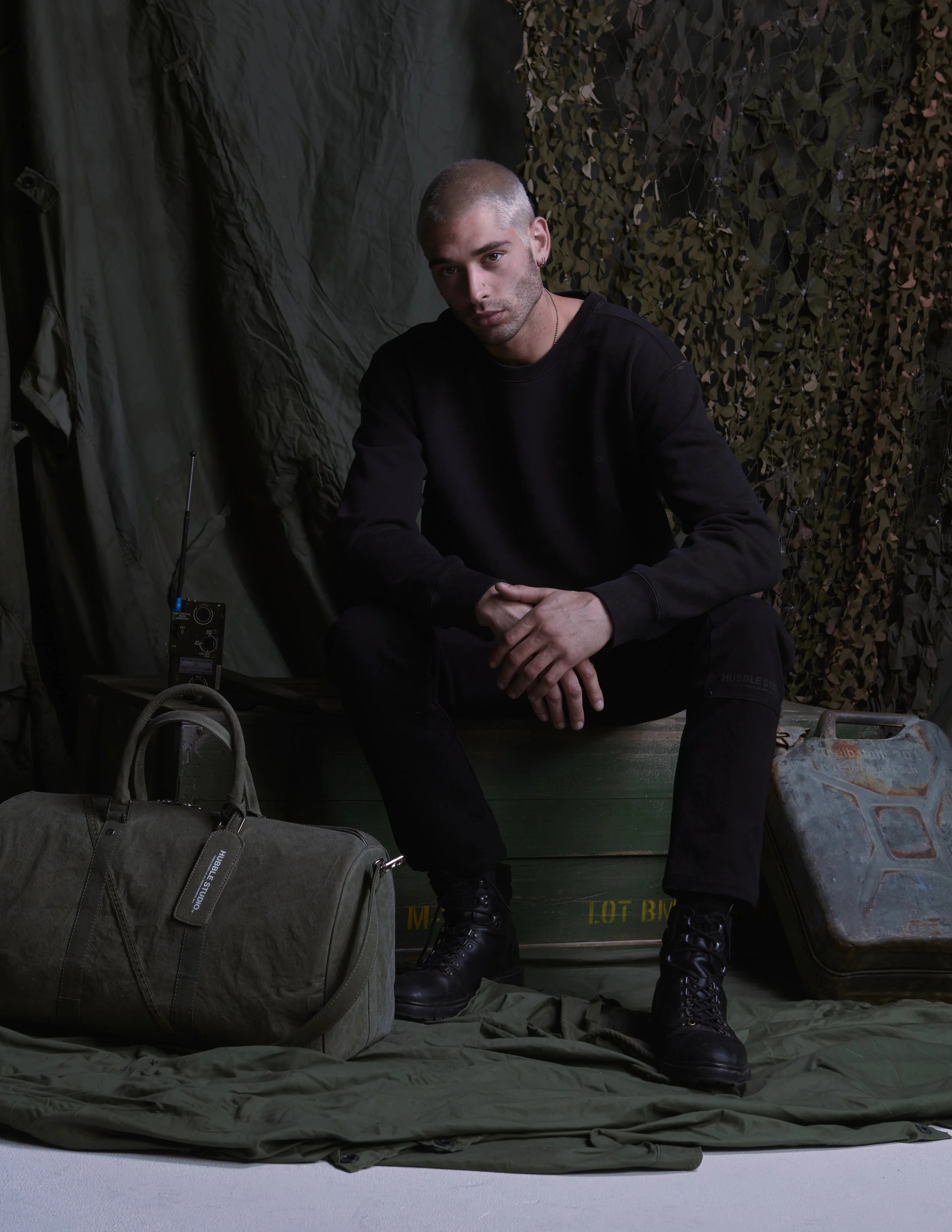 Hubble Studio | Capsule 001M22