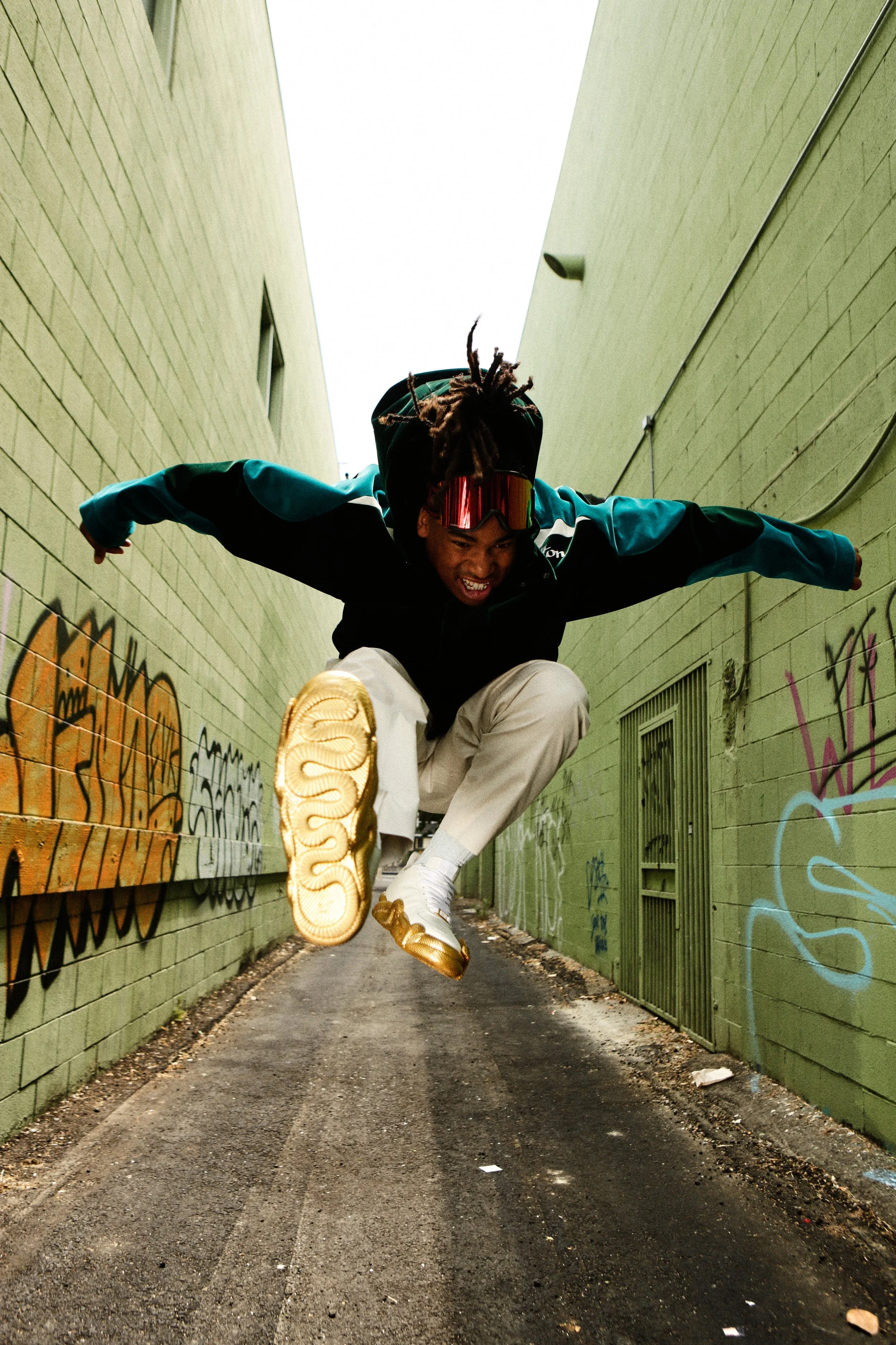 Zeb Powell | There's Always a Link If You Believe So