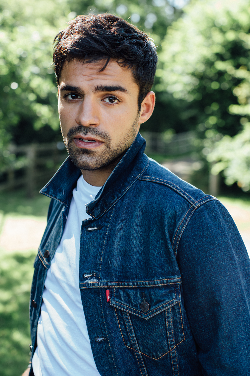 SEAN TEALE [THE GIFTED] — A BOOK OF MAGAZINE