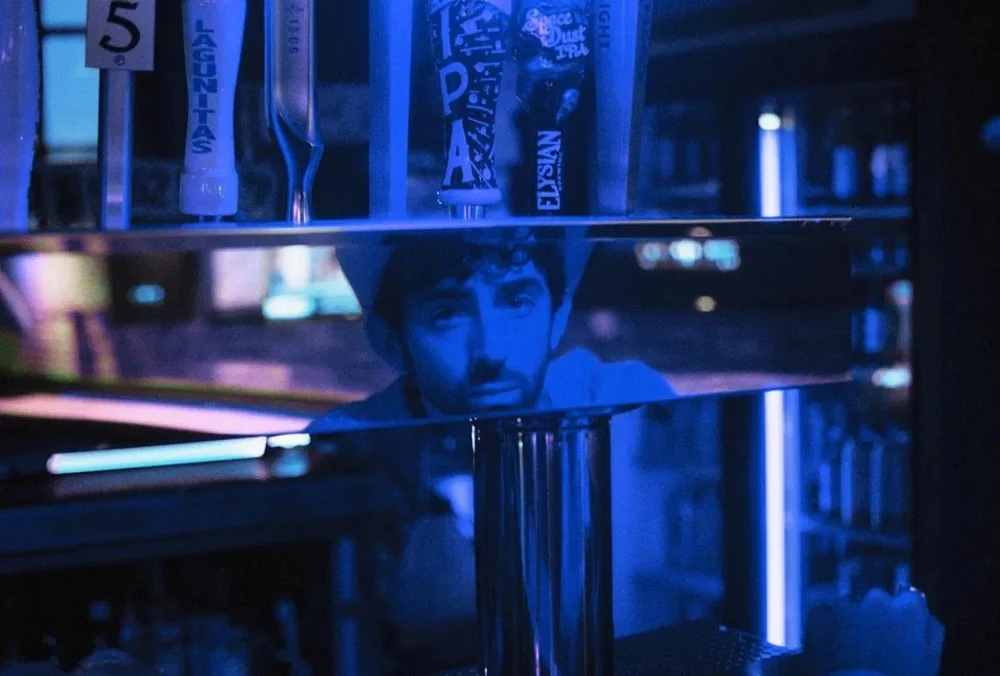 ALBUM REVIEW: ¿TEO? MIRRORS THE NATURAL PROGRESS FROM DAY TO NIGHT IN ...