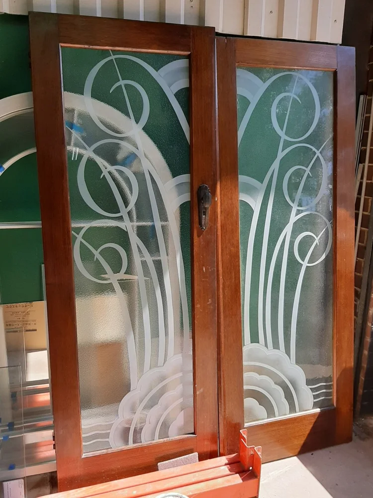 Aurora Glass Sandblasting - SANDBLASTING