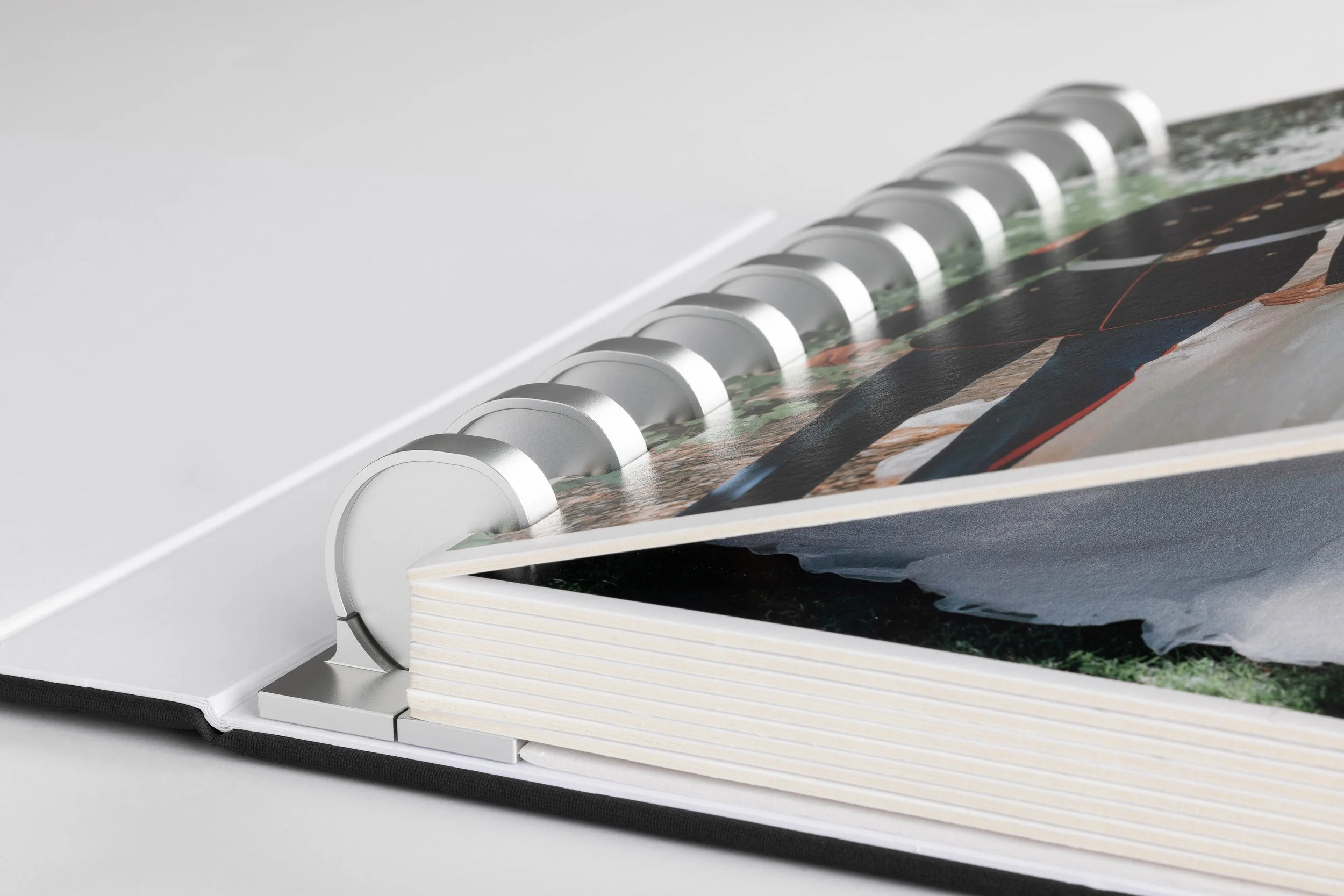 InMotion Albums - World's First Print Plus Digital Book