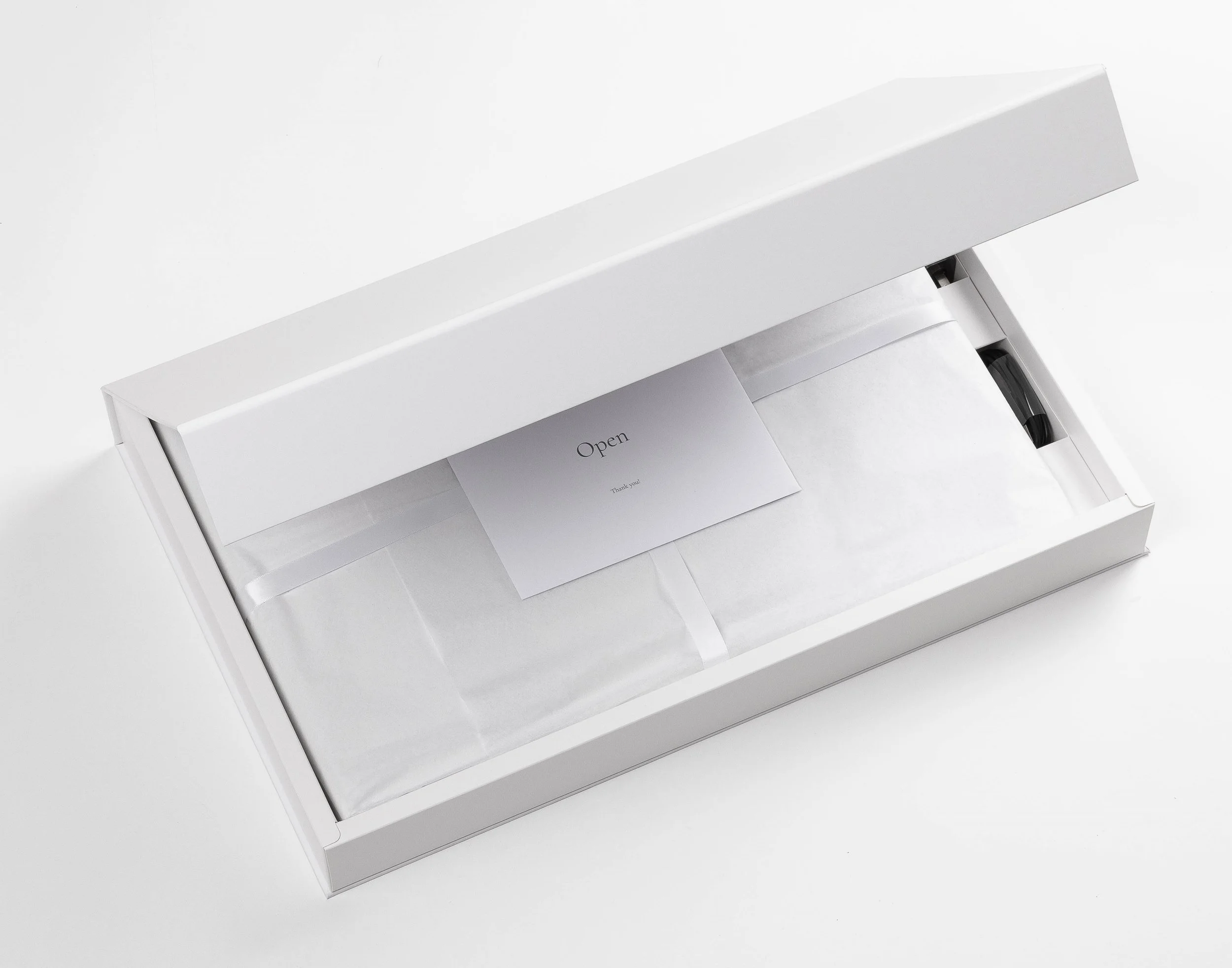 InMotion Albums - World's First Print Plus Digital Book