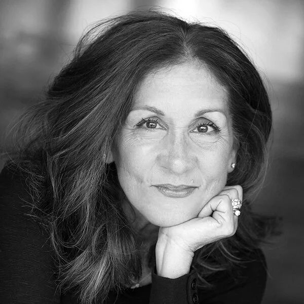 ALL THE FINISHING TOUCHES FOR THE SEASONAL LIVING VIRTUAL LUXURY ...