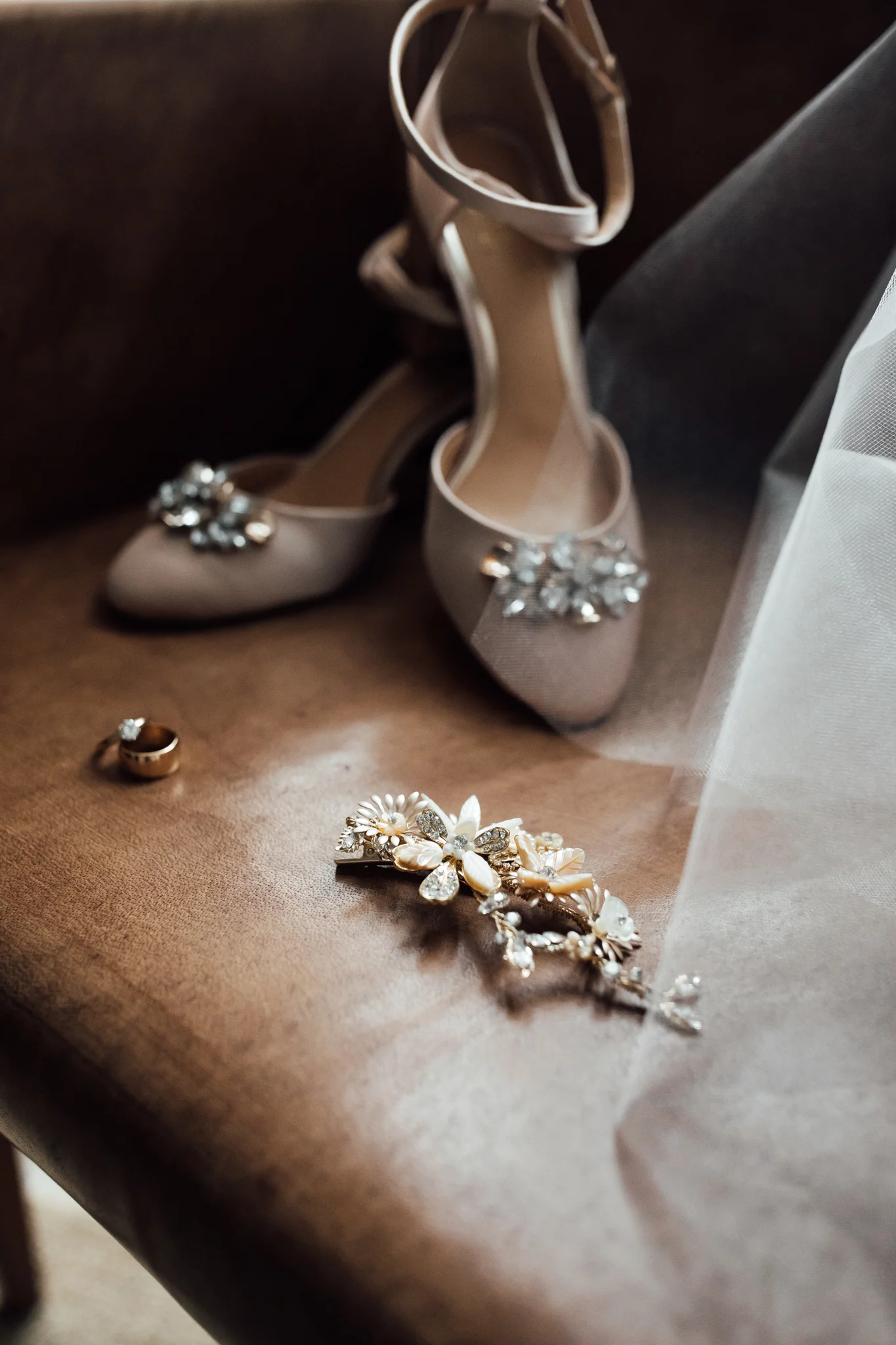 A Snowy, Winter Wedding at The Steam Plant in Dayton, Ohio | Alec ...