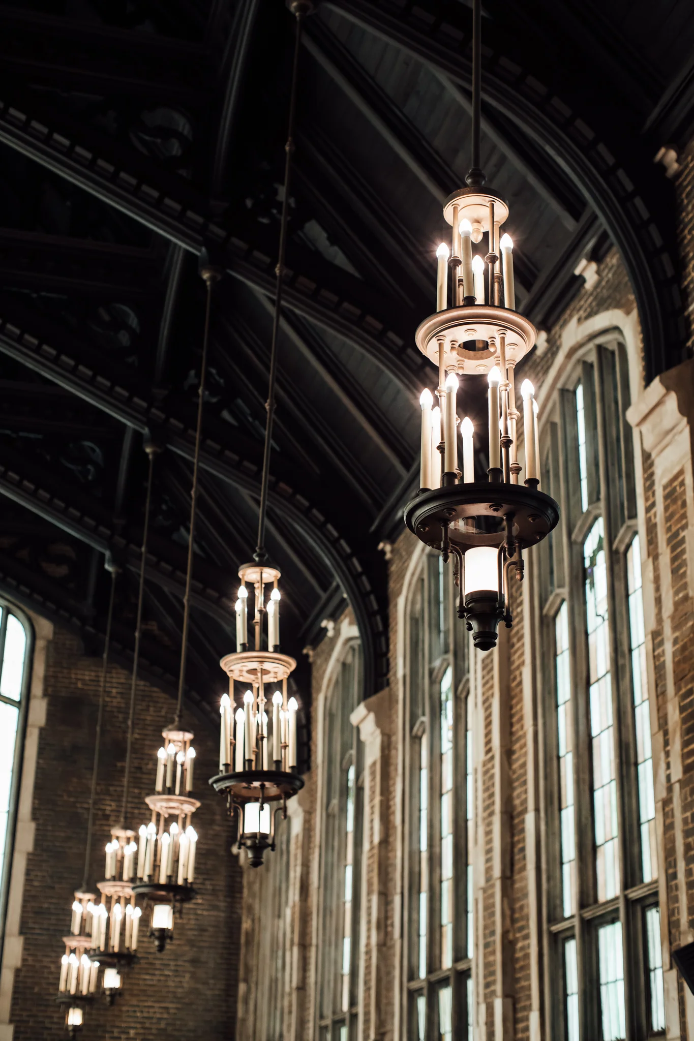 Spring Wedding in Chattanooga, TN at the Patten Chapel and The ...