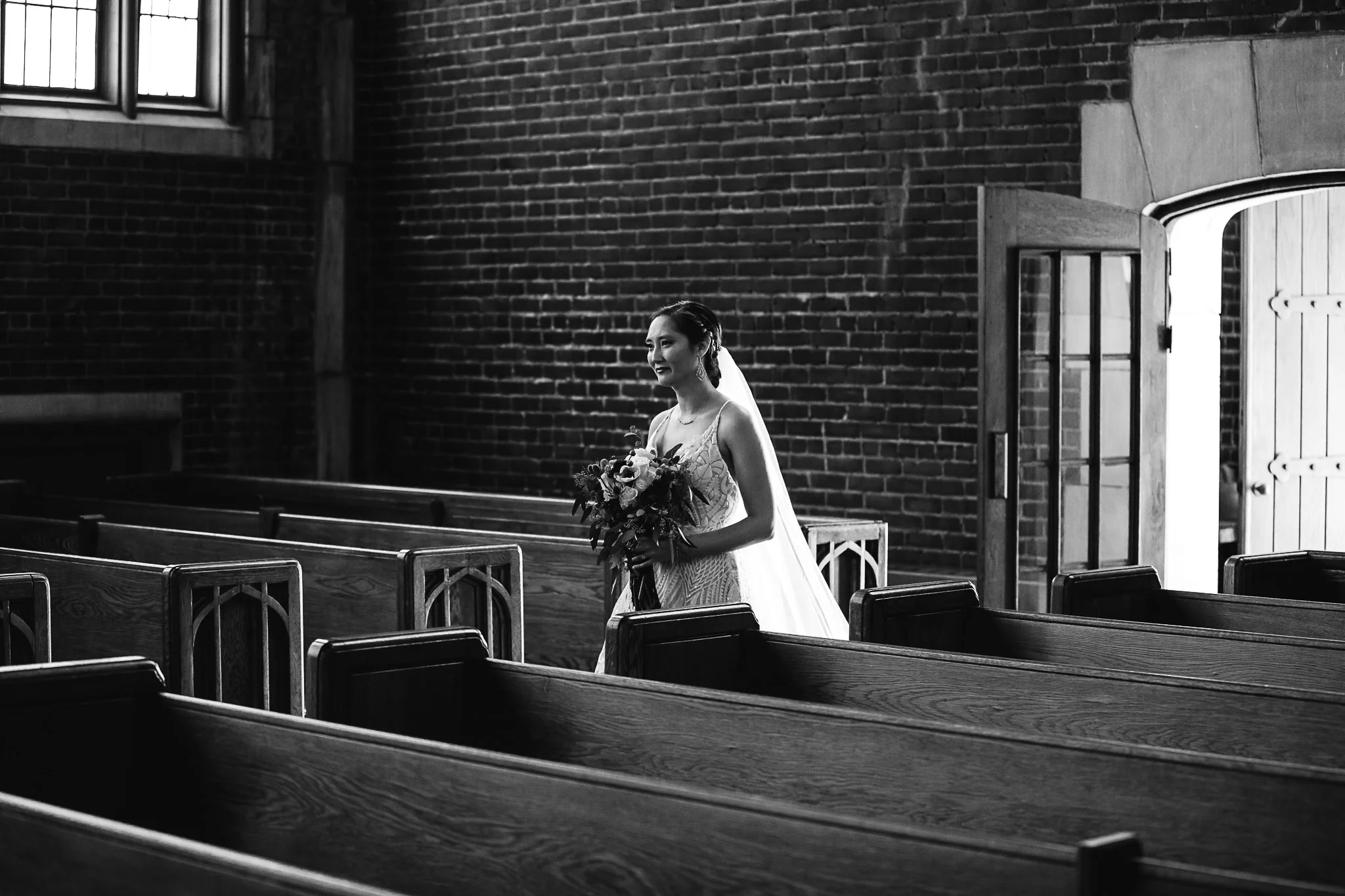 Spring Wedding in Chattanooga, TN at the Patten Chapel and The ...