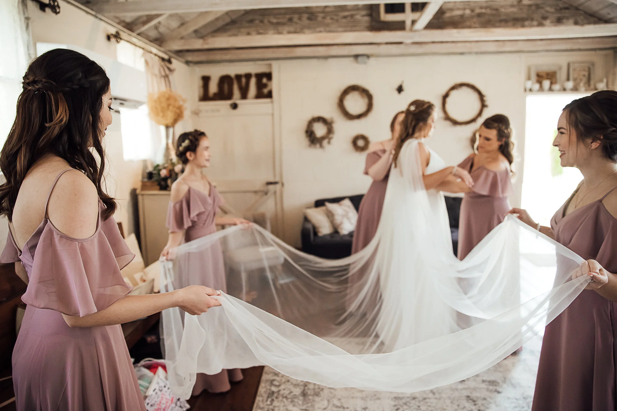 A Whimsical Spring Wedding at Meadow Hill Farms | Hannah & Reuben ...