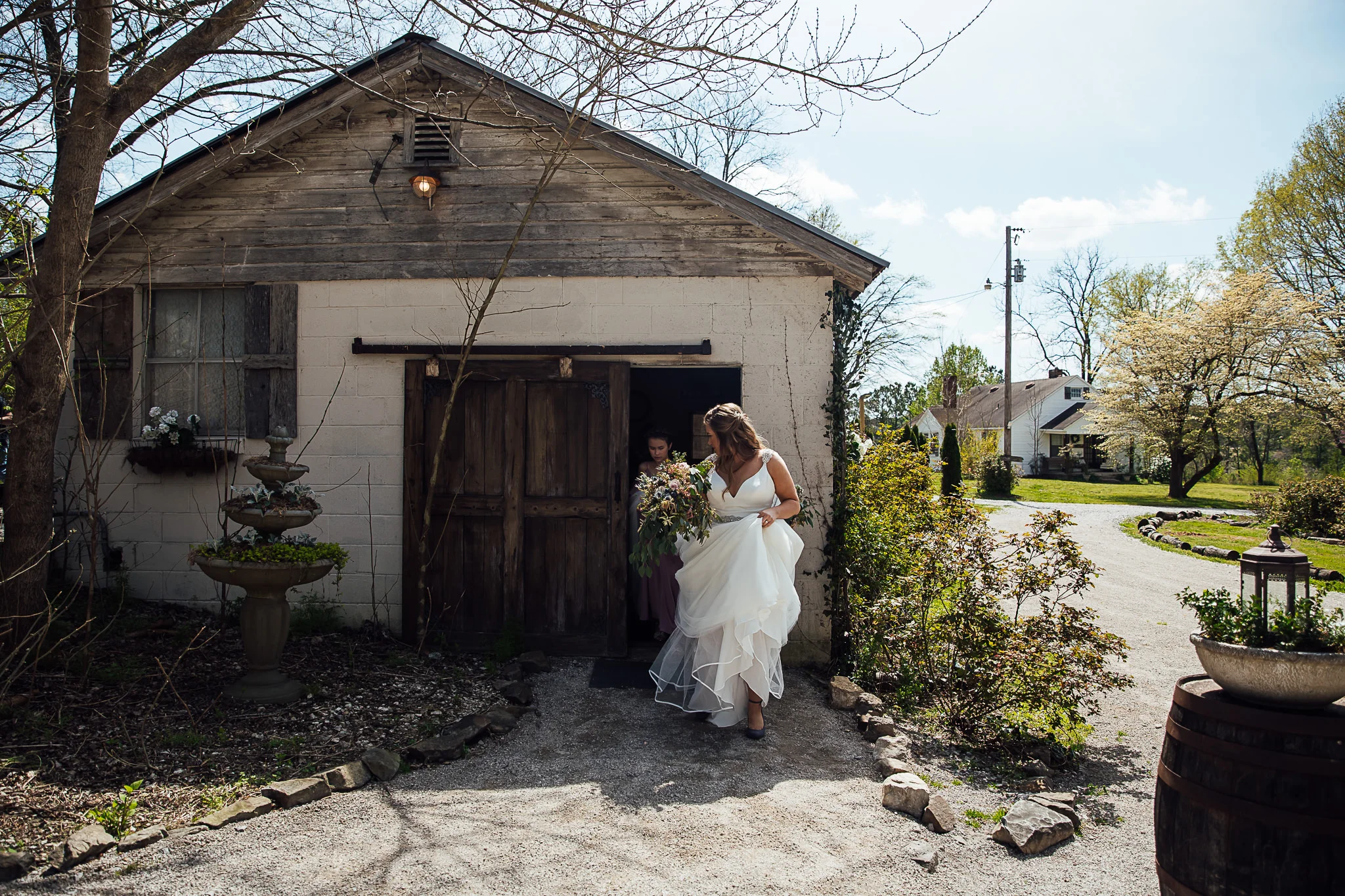 A Whimsical Spring Wedding at Meadow Hill Farms | Hannah & Reuben ...