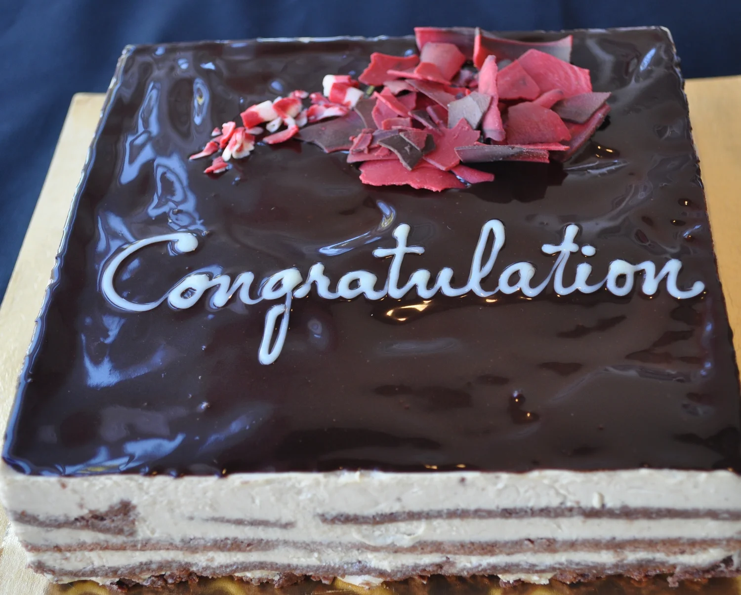 Artisan Pastries & Cakes — Creme Si Bon