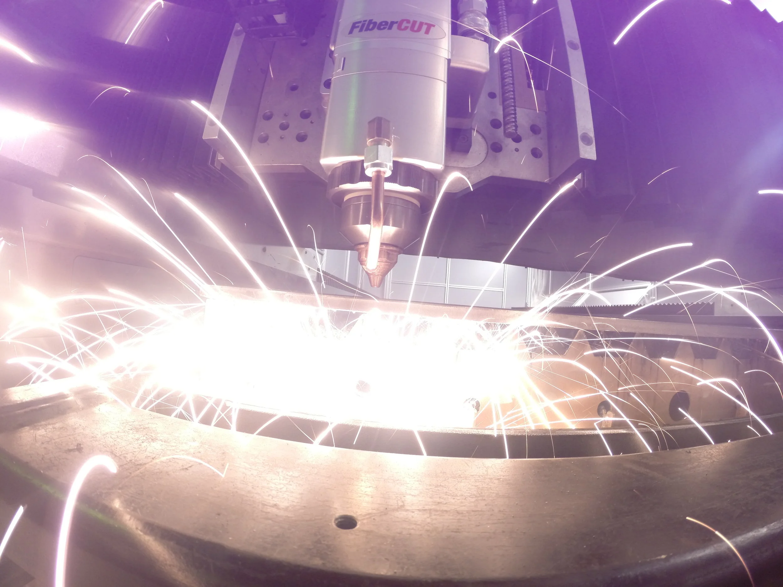 CL-900 Series Fiber Laser Cutting System — Cincinnati Incorporated