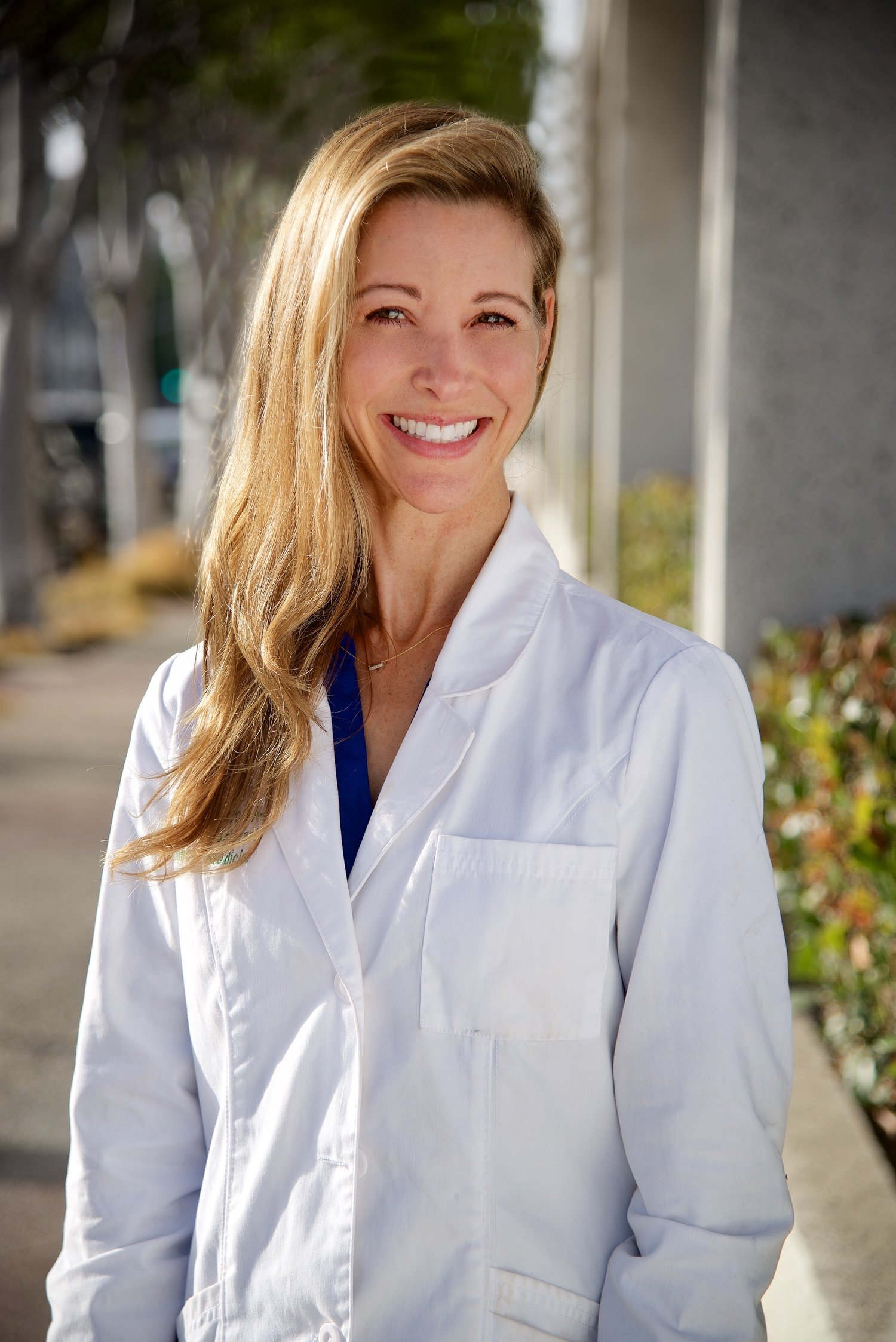 Free LinkedIn Profile Photo — Dan Smarg - SEO-Optimized Multimedia ...