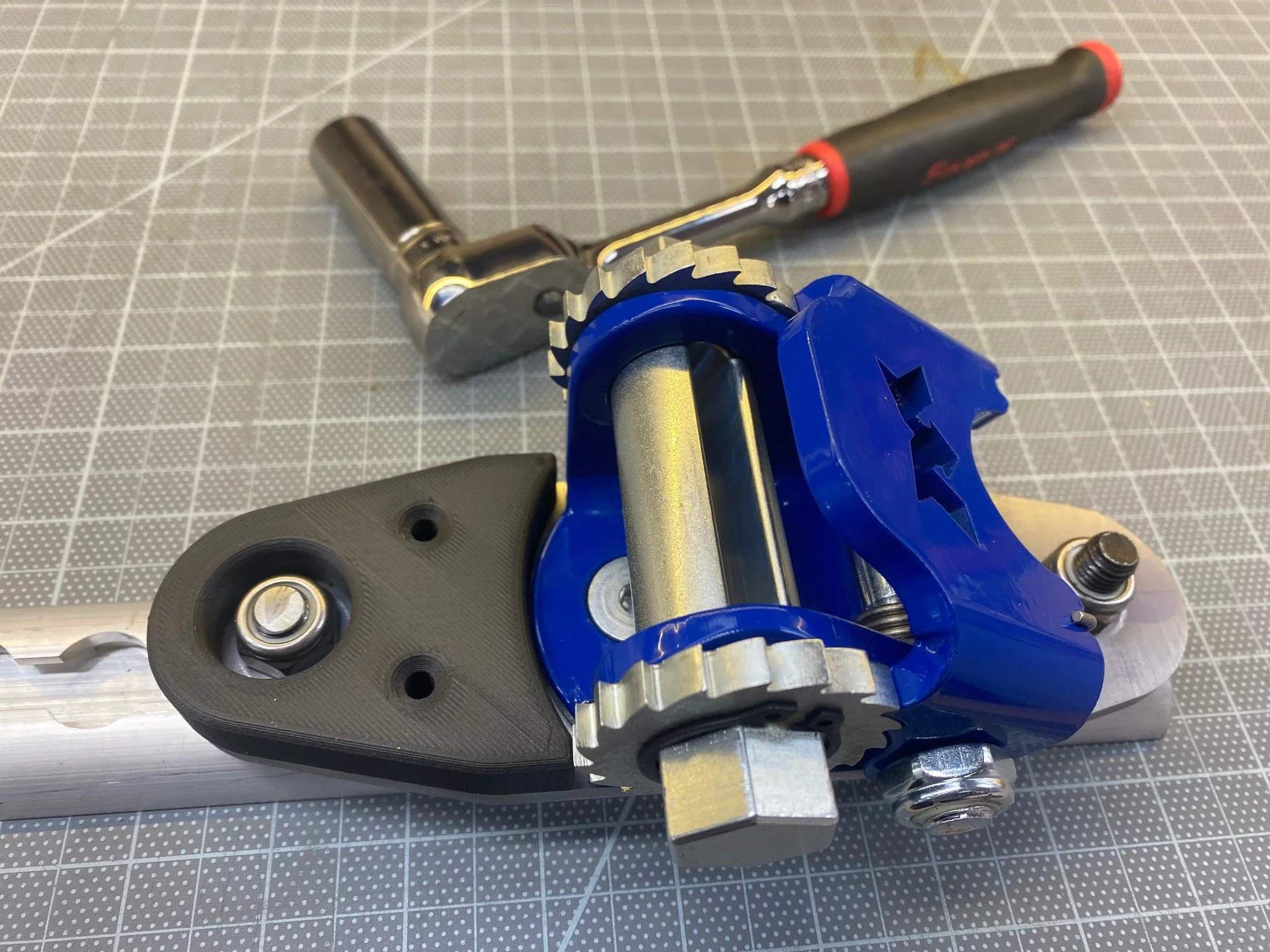 Lashing Winches — Swartz Garage