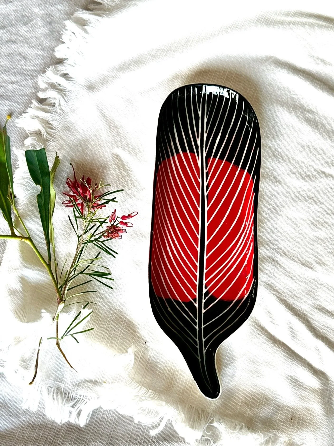 Red-tail black cockatoo sgraffito plates — Rediscover Ceramics