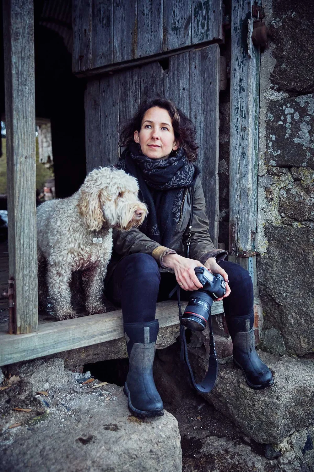 ABOUT — SUZY BENNETT