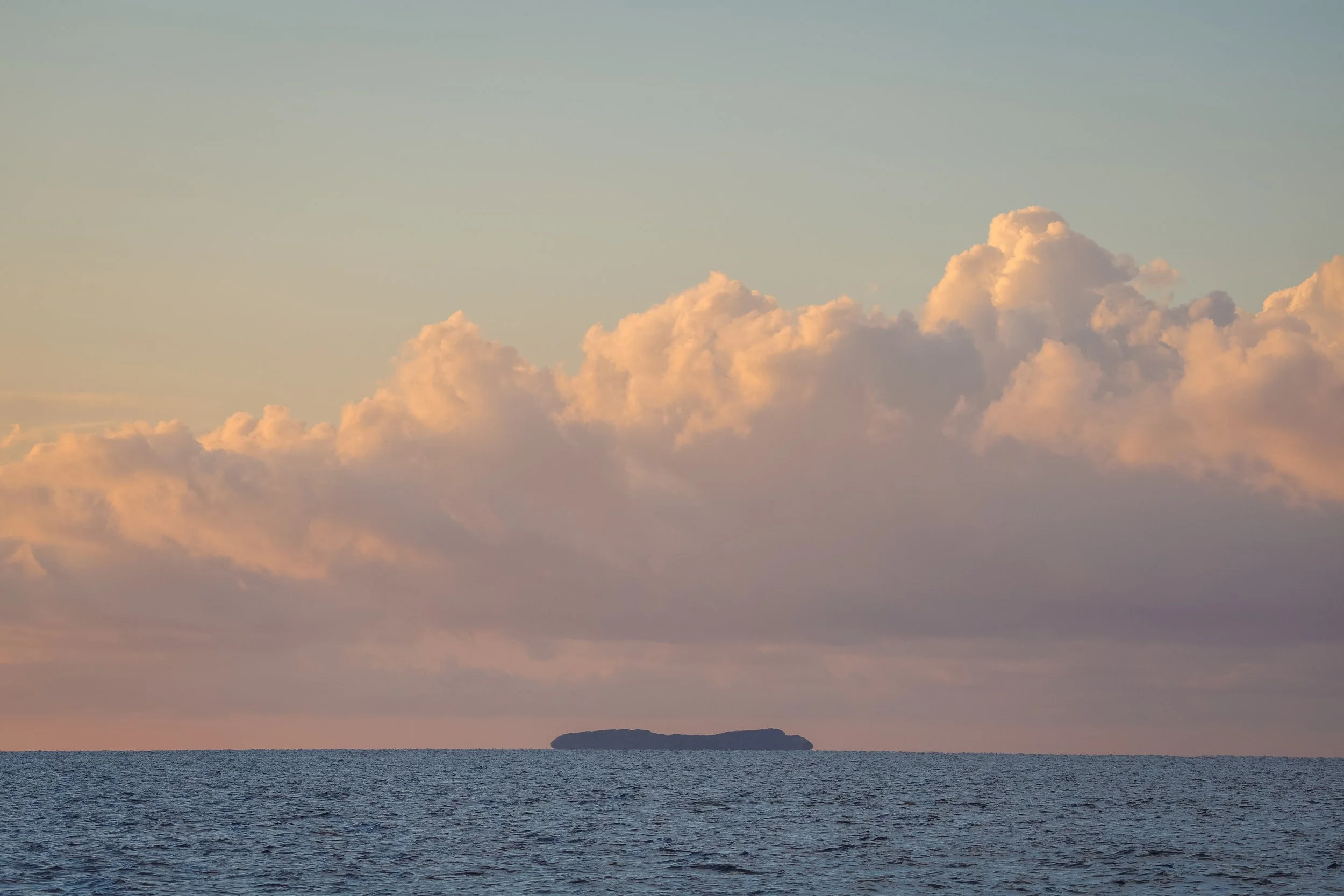 The Story Behind Molokini Crater and Why Itʻs one of Hawaiʻiʻs Most ...