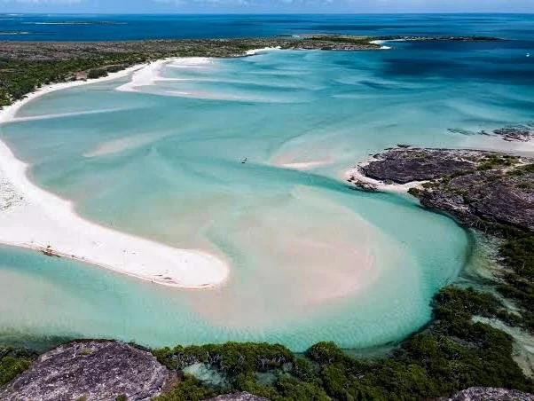 Join our sailing expedition from Thursday Island to Darwin on a 72-foot ...