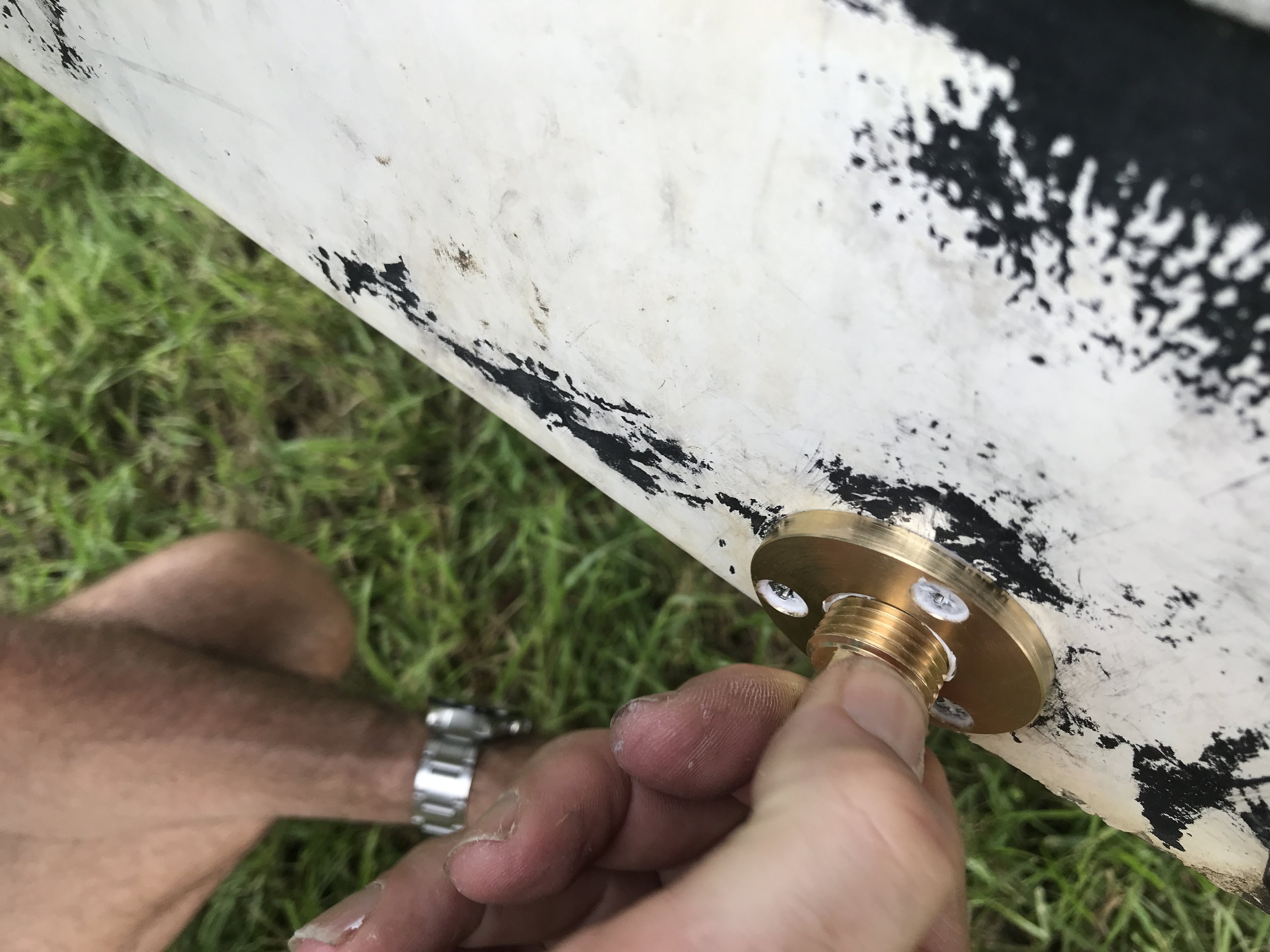 Steps to a new dinghy plug — Fit2Sail
