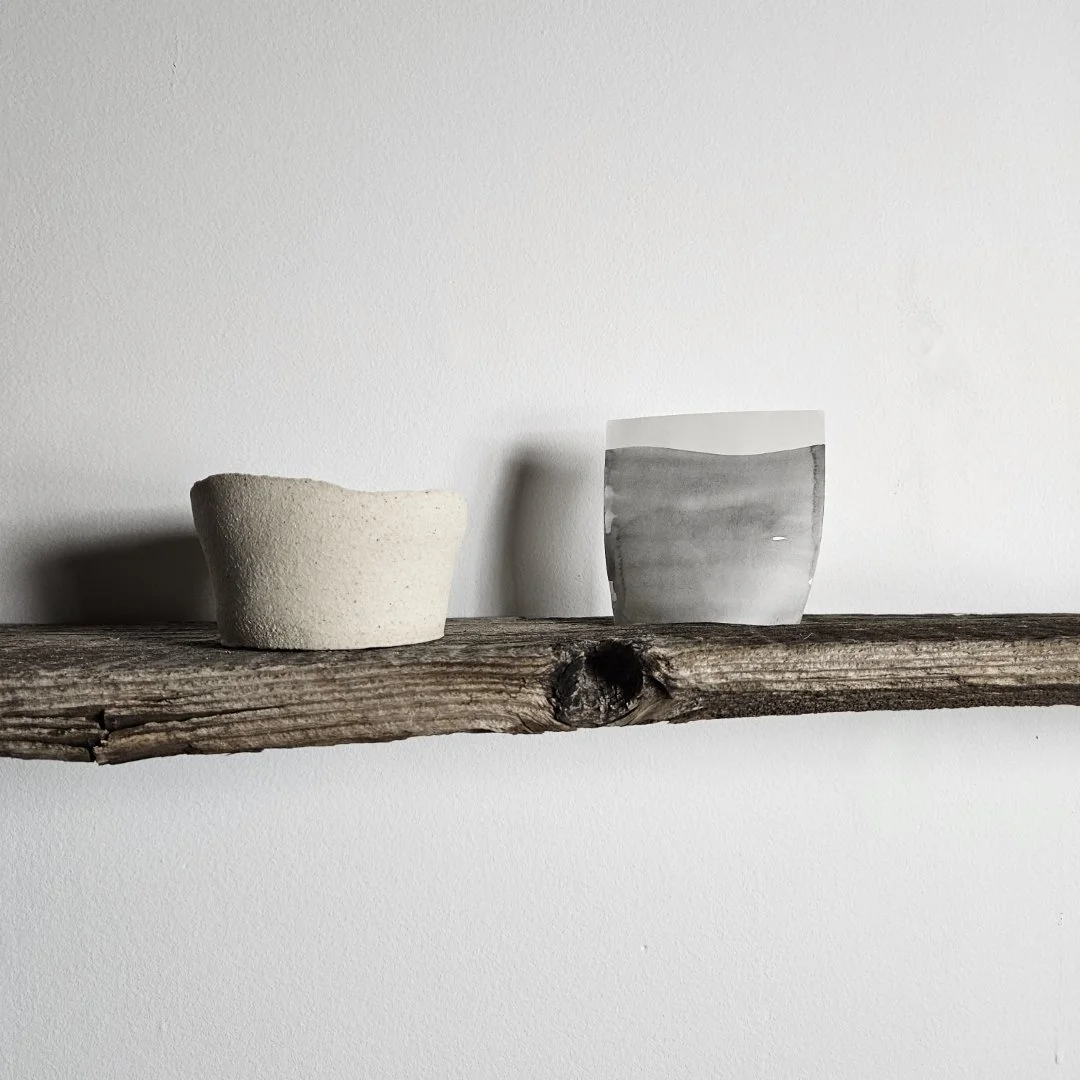 Utako Shindo | Liminal in hand: paper curls like the form of clay 閾の手 ...