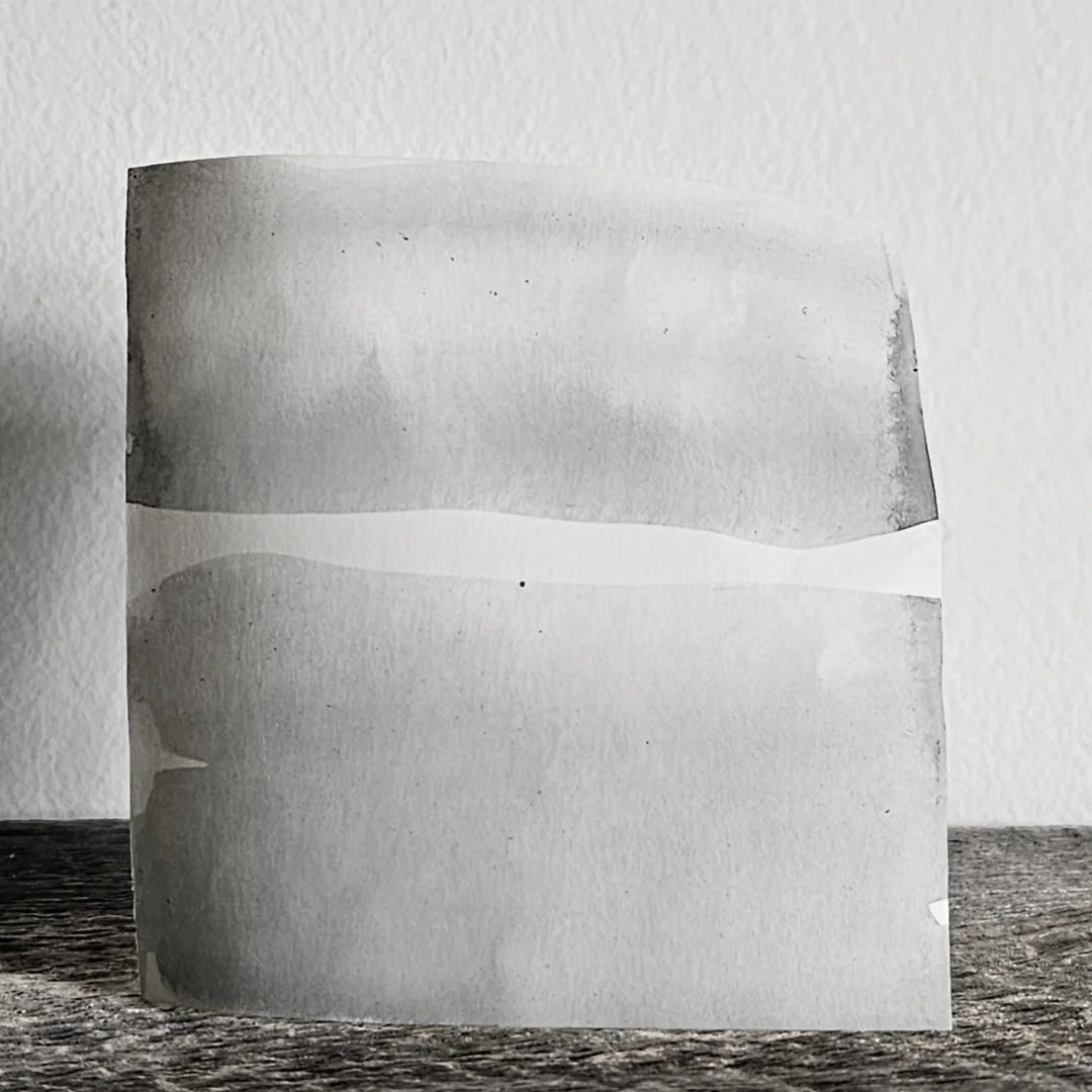 Utako Shindo | Liminal in hand: paper curls like the form of clay 閾の手 ...