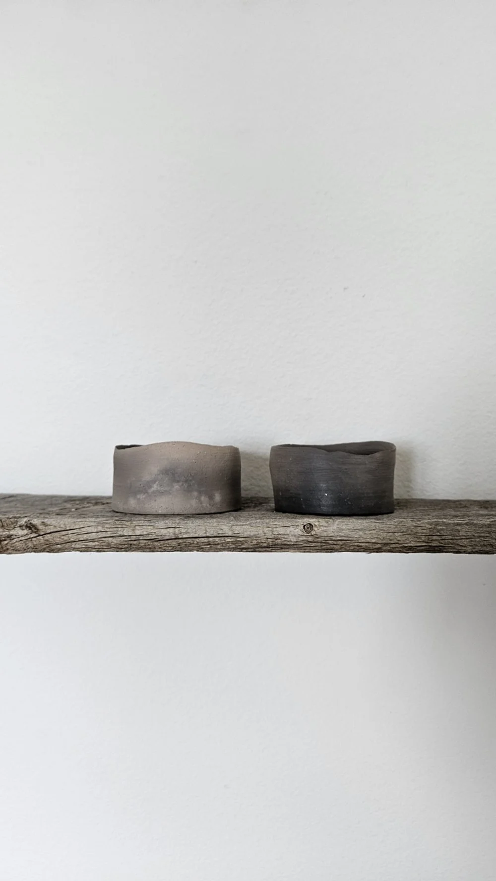 Utako Shindo | Liminal in hand: paper curls like the form of clay 閾の手 ...