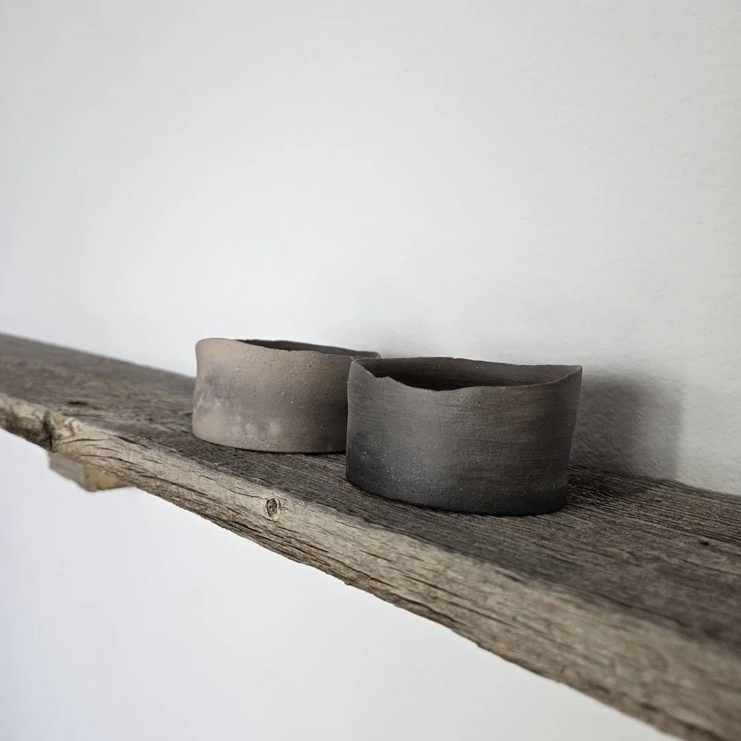 Utako Shindo | Liminal in hand: paper curls like the form of clay 閾の手 ...