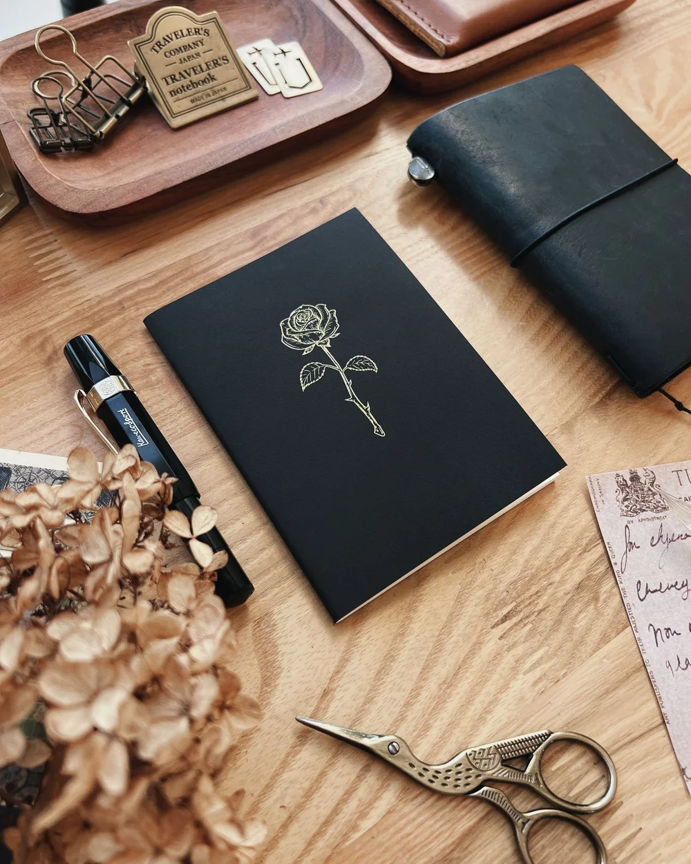 Gingko Brown Traveler's Notebook — Sarica Studio