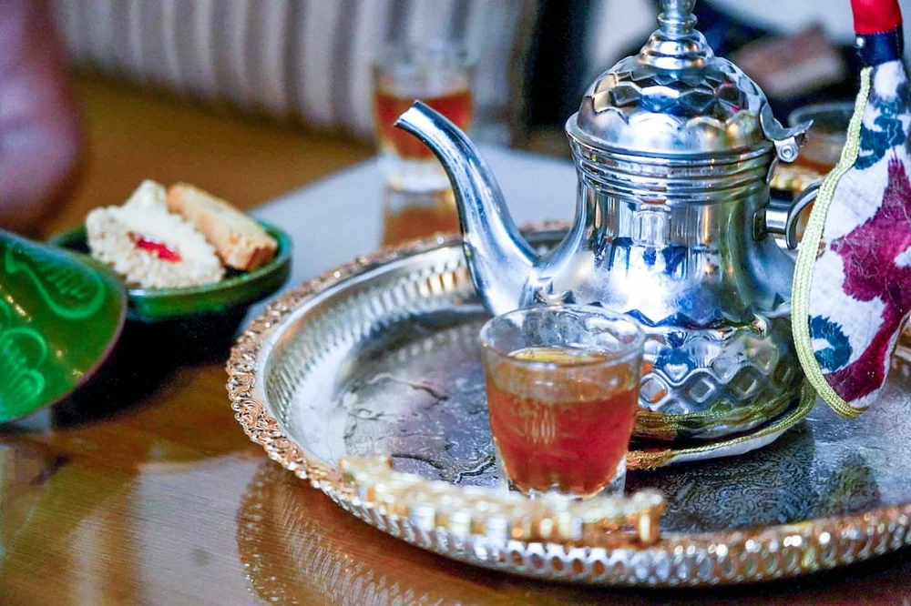 The beauty and meaning behind Moroccan tea — Gastronomad