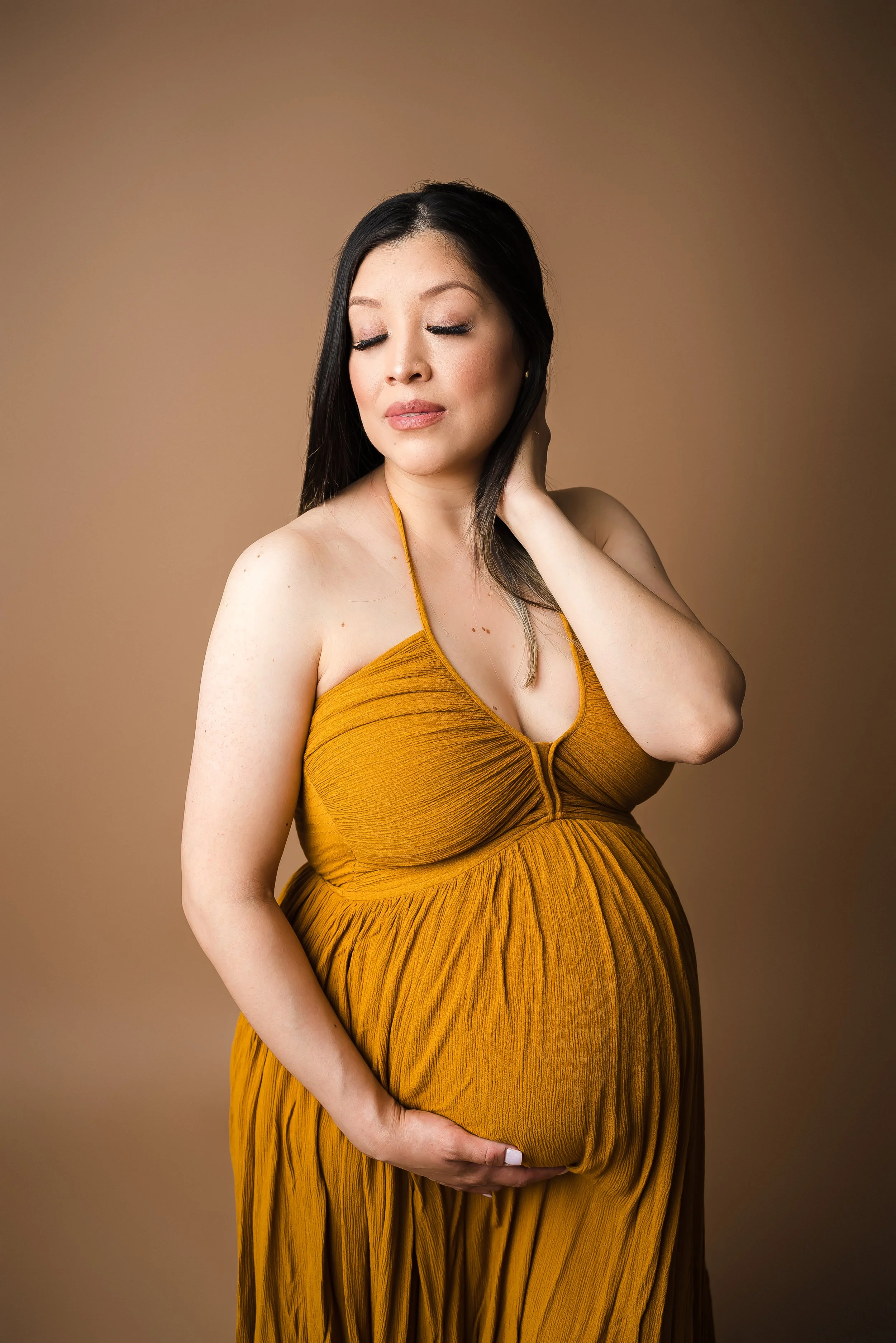 Purple Lilies Photography | Frisco, Denton, Flower Mound Maternity and Newborn Photographer