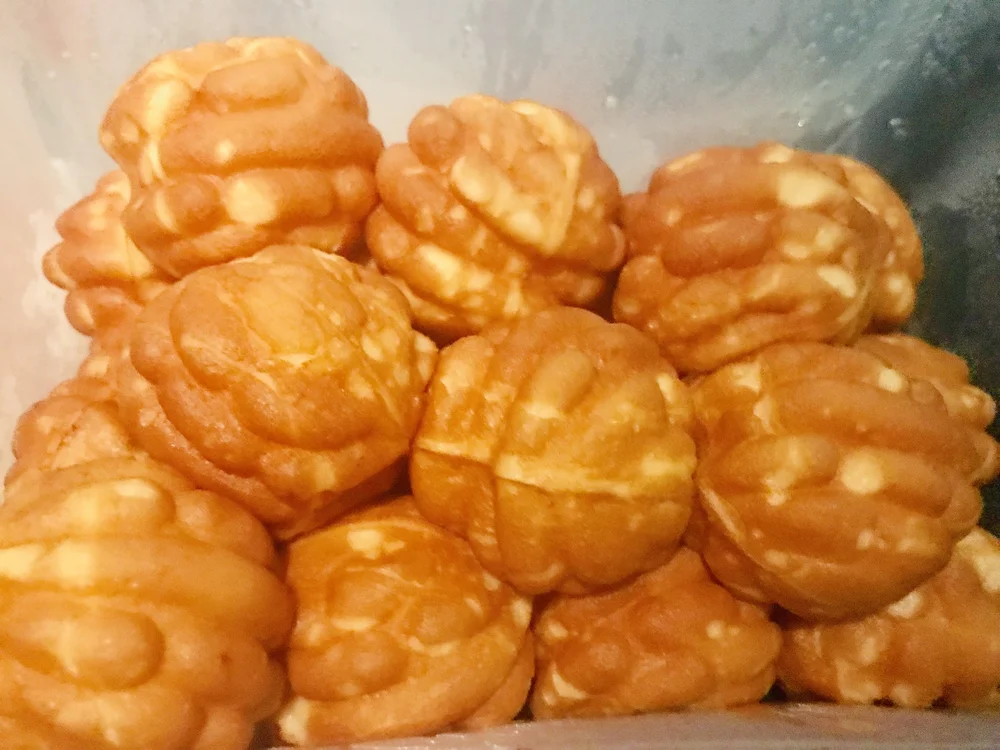 EMPERORS PUFFS - CHINATOWN, SYDNEY — Sir and M'lady Dine Out | Sydney ...