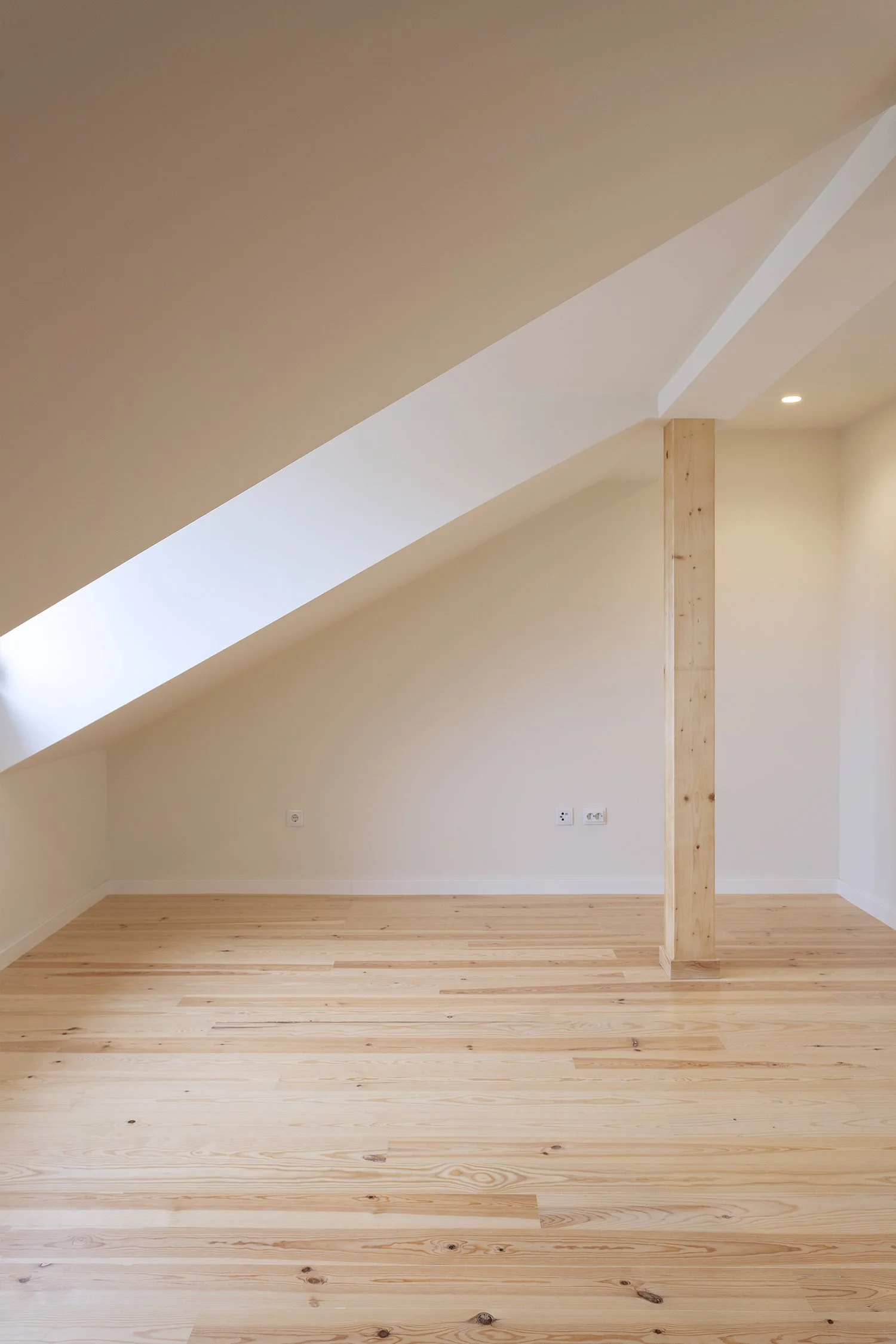 Building rehabilitation, Maria Pia. Campo de Ourique. Atelier B-L ...