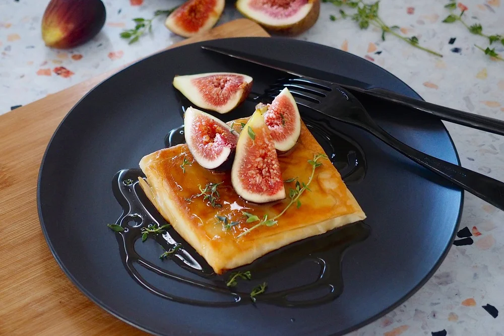Fillo Wrapped Saganaki with Fresh Figs, Honey and Thyme — Antoniou ...
