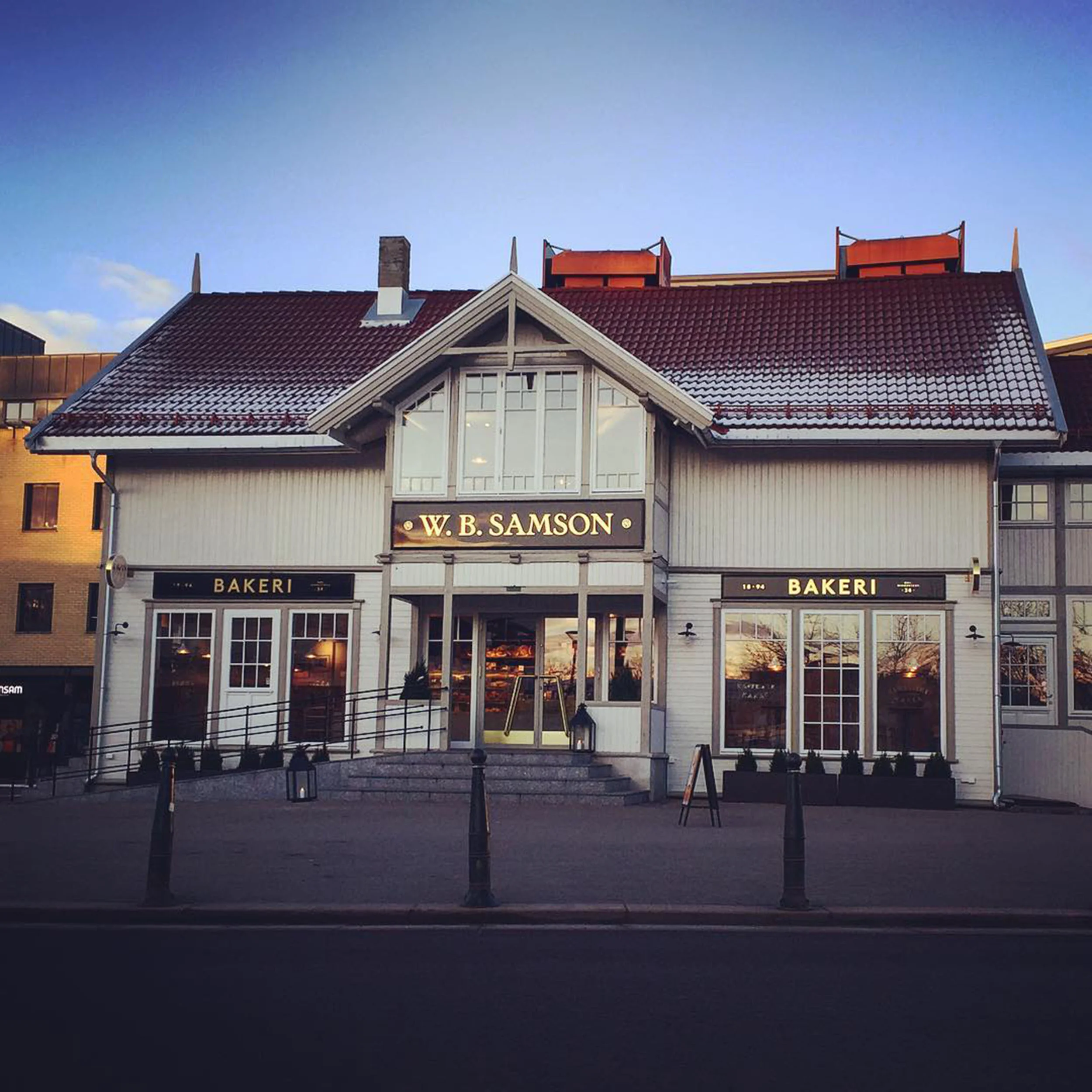 W. B. Samson, Bekkestua — Dyvik & Fasting Arkitekter