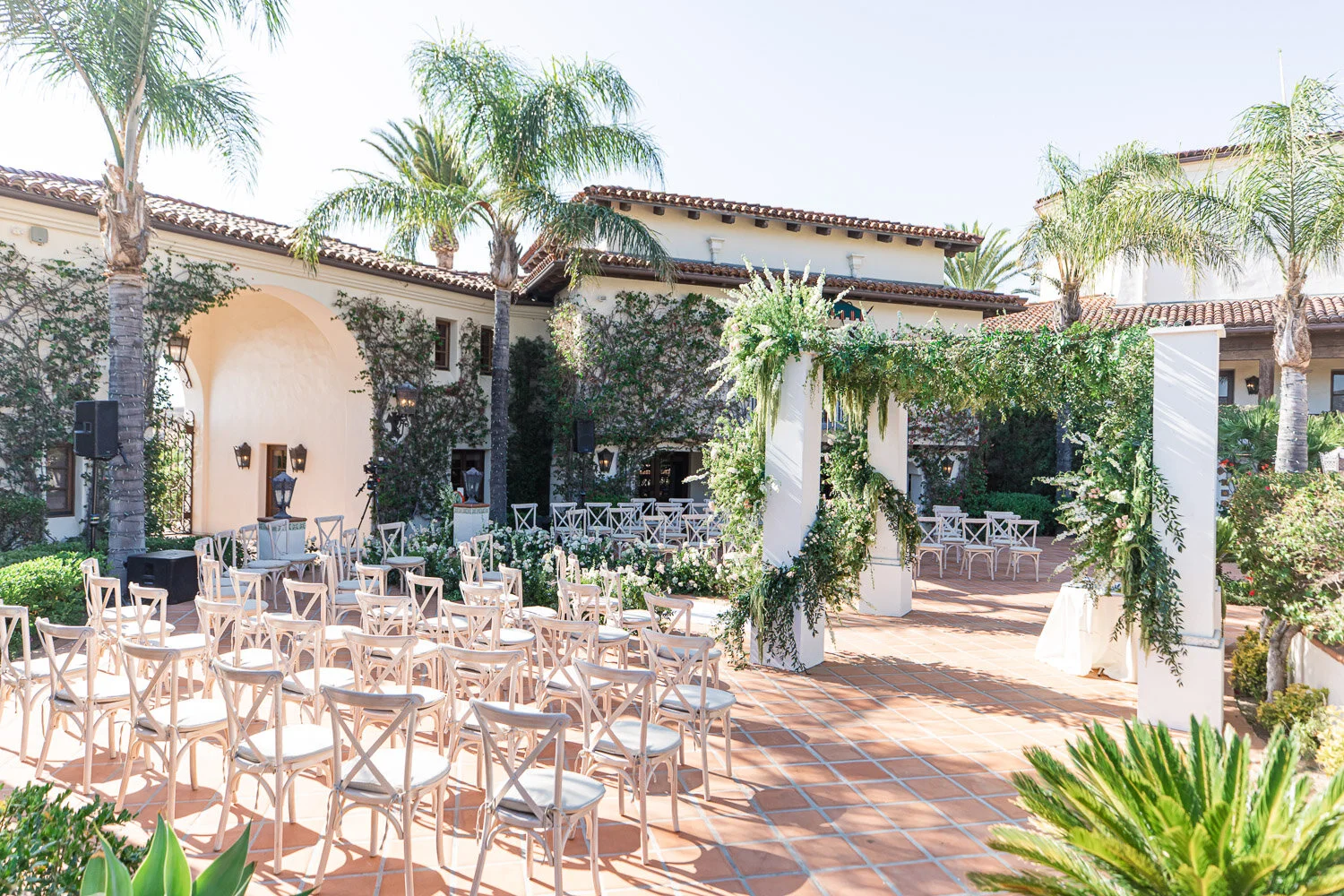 Outdoor Summer Wedding at Hummingbird Nest Ranch — Eddie Zaratsian ...