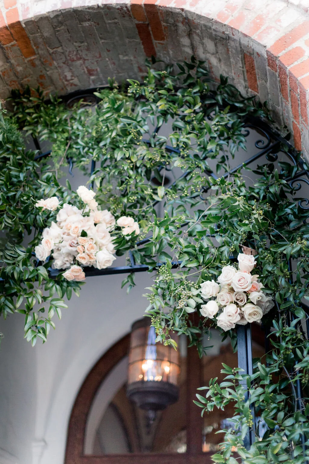 6 Tips For Decorating Your Wedding Entrance With Florals — Eddie ...