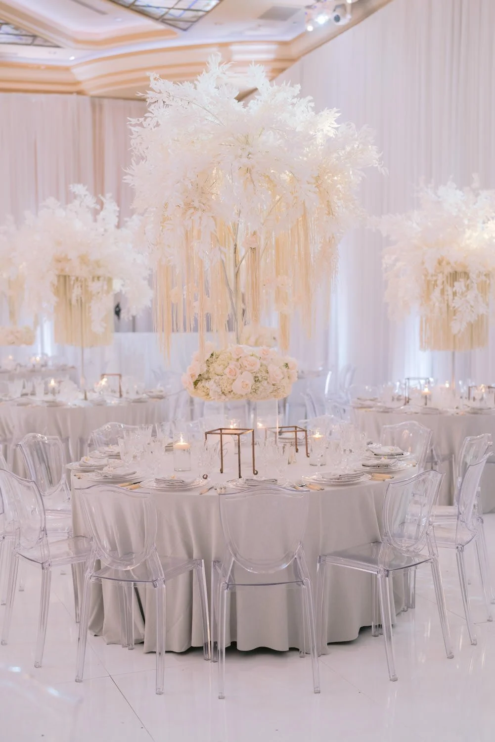 Wedding Design Ideas: Adding Dimension to a Heavenly All-White Wedding ...
