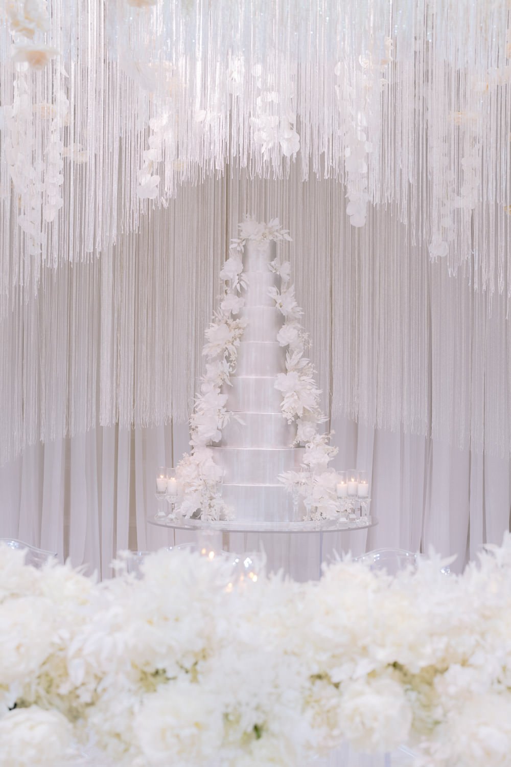 Wedding Design Ideas: Adding Dimension to a Heavenly All-White Wedding ...
