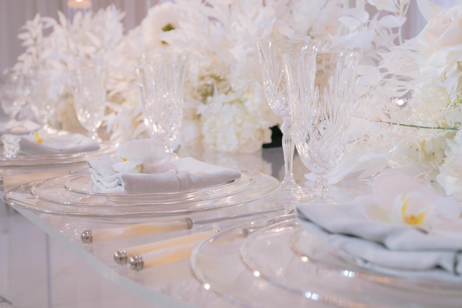 Wedding Design Ideas: Adding Dimension to a Heavenly All-White Wedding ...