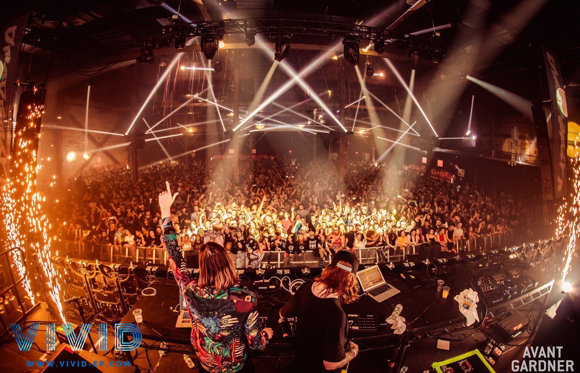 Special FX — vivid event productions