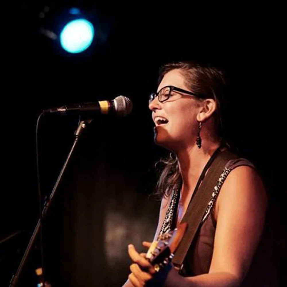 BETH KILLIAN — Basta