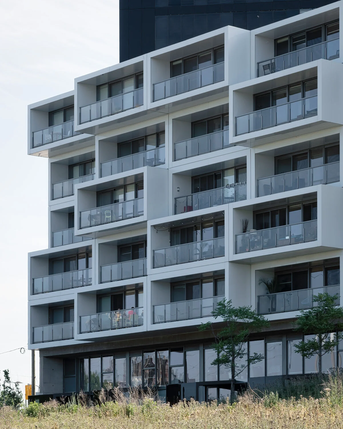 The Art of The Balcony: 8 Designs that Inspire