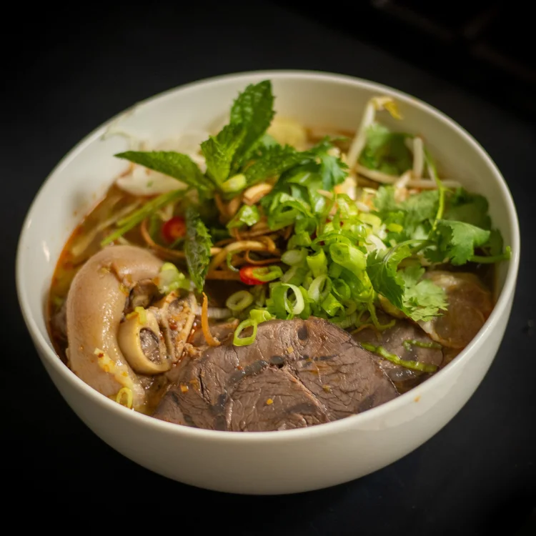 Bún Bò Huế | Spicy Beef & Pork Noodle Soup — Chef Tu David Phu ...