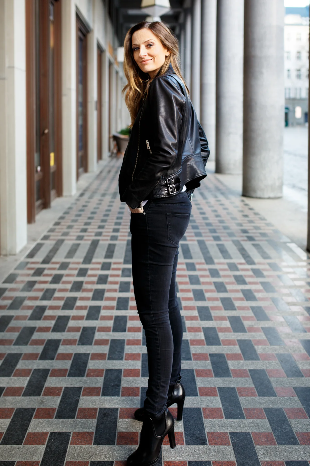 Nicola Ransom — Friends Connection Agency