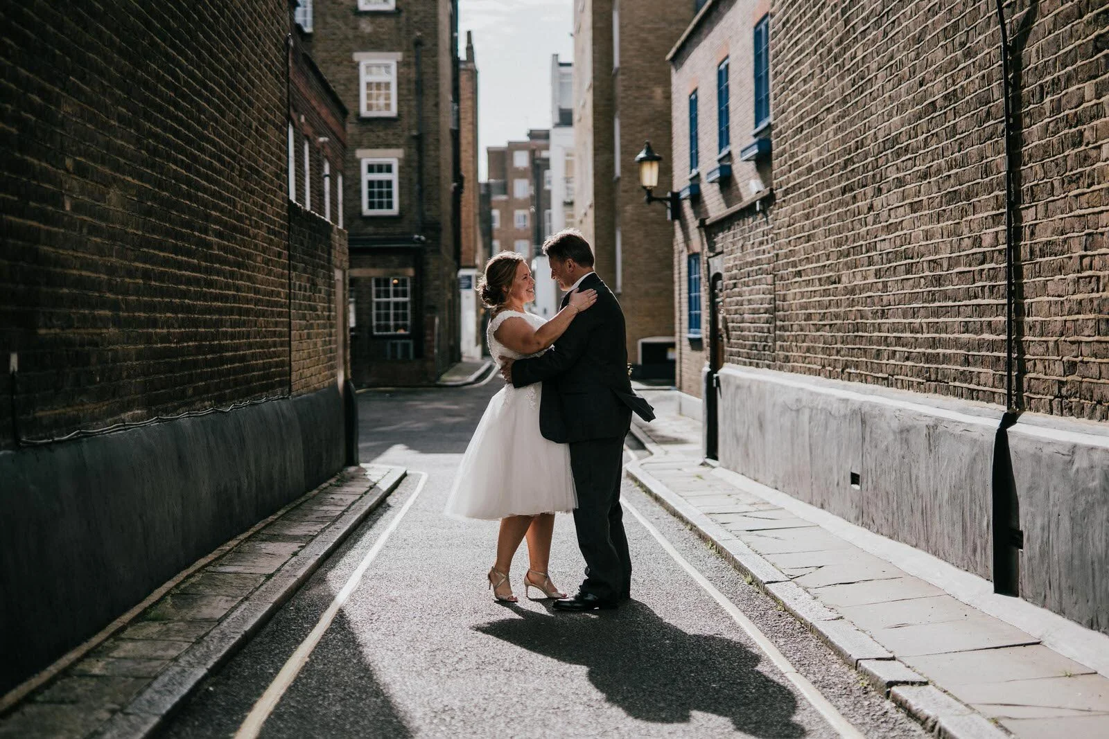 London elopement ideas - tips for your small London wedding