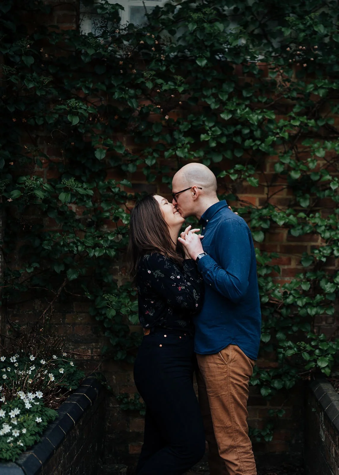 London engagement photography packages and couple photo shoots with a ...