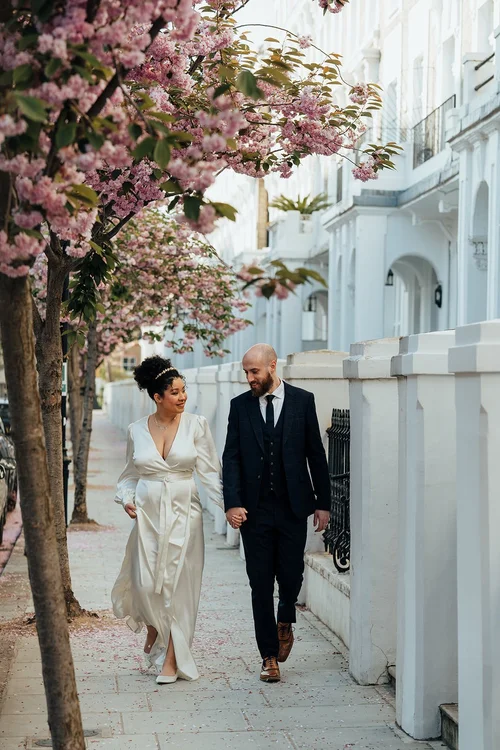 London elopement ideas - tips for your small London wedding