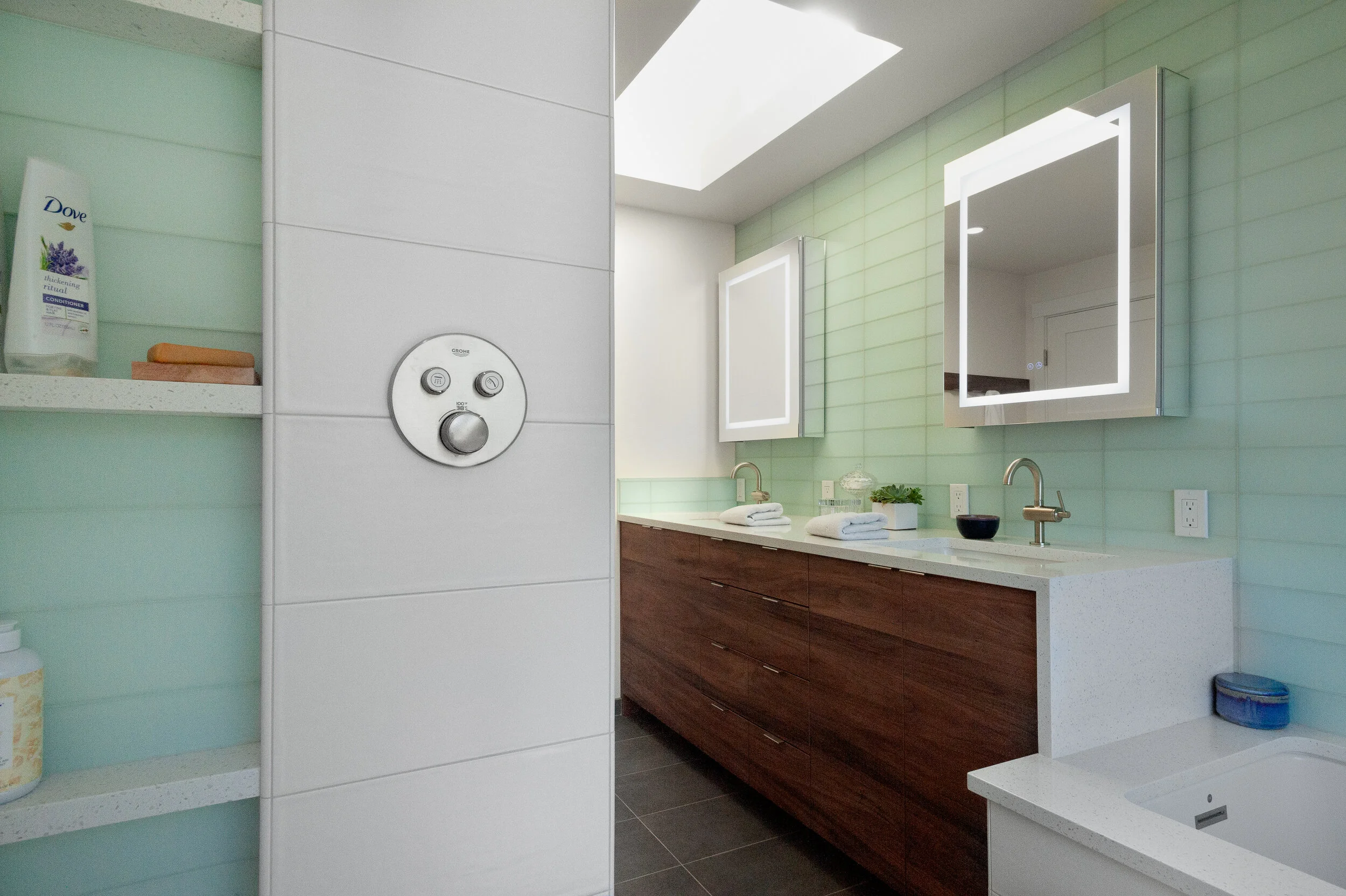 Stonehenge Custom Tile & Home