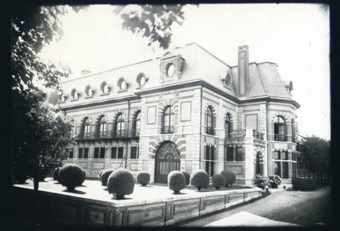 Alva's Collection: Buildings associated with the woman who "loved being ...