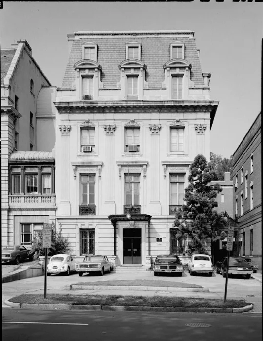 The Fabulous Fahnestock Mansions Part 1: Townhouses