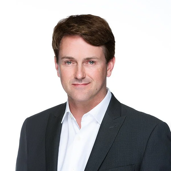 A Leading Expert — DR BENJAMIN BURT